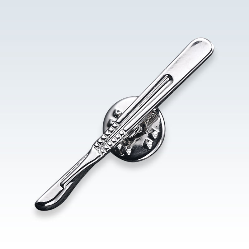 Surgical Scalpel Medical Lapel Pin | ClinicalPosters